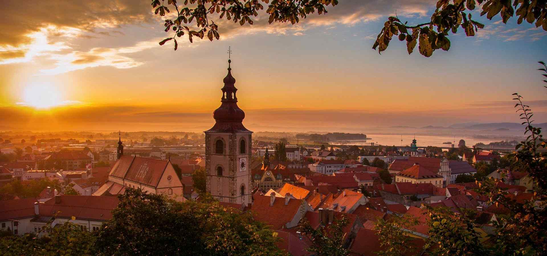 Odkrivanje legende o vitezu Parzivalu - Hotel Mitra